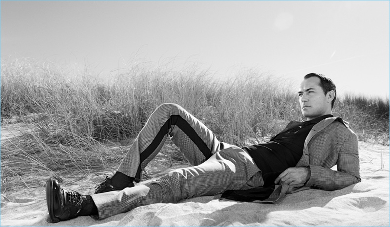 Ο Jude Law στον ρόλο του παγκόσμιου ταξιδευτή | MANCODE STYLE