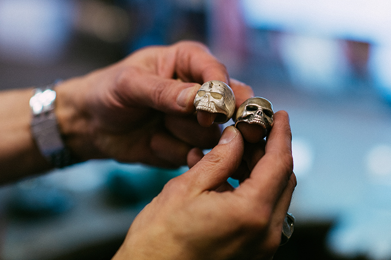 Δαχτυλίδια για εμφανίσεις με άποψη | MANCODE STYLE