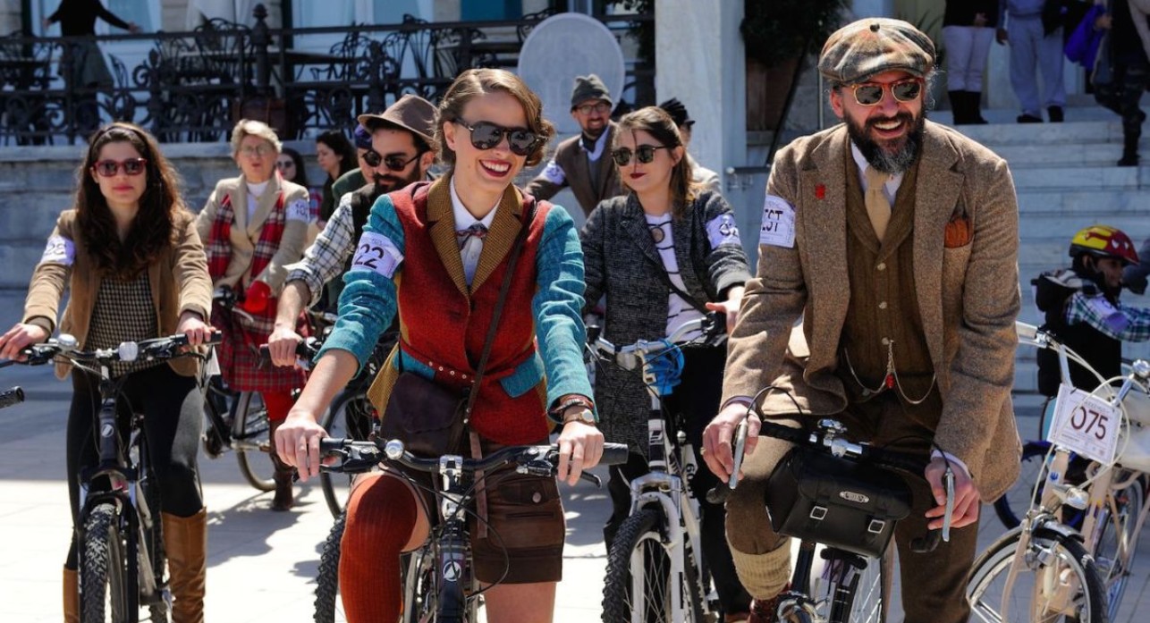 Elegant Tweed στις Σπέτσες | MANCODE STYLE