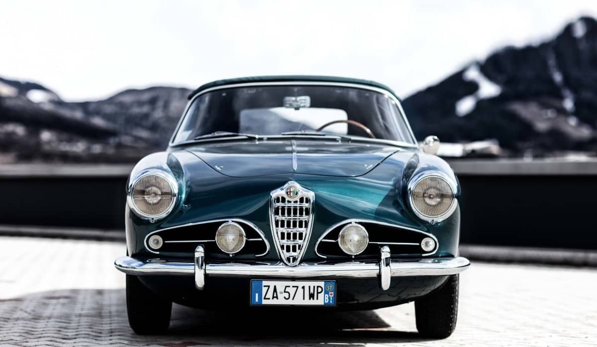 The Ultimate Alfa Romeo Book | MANCODE