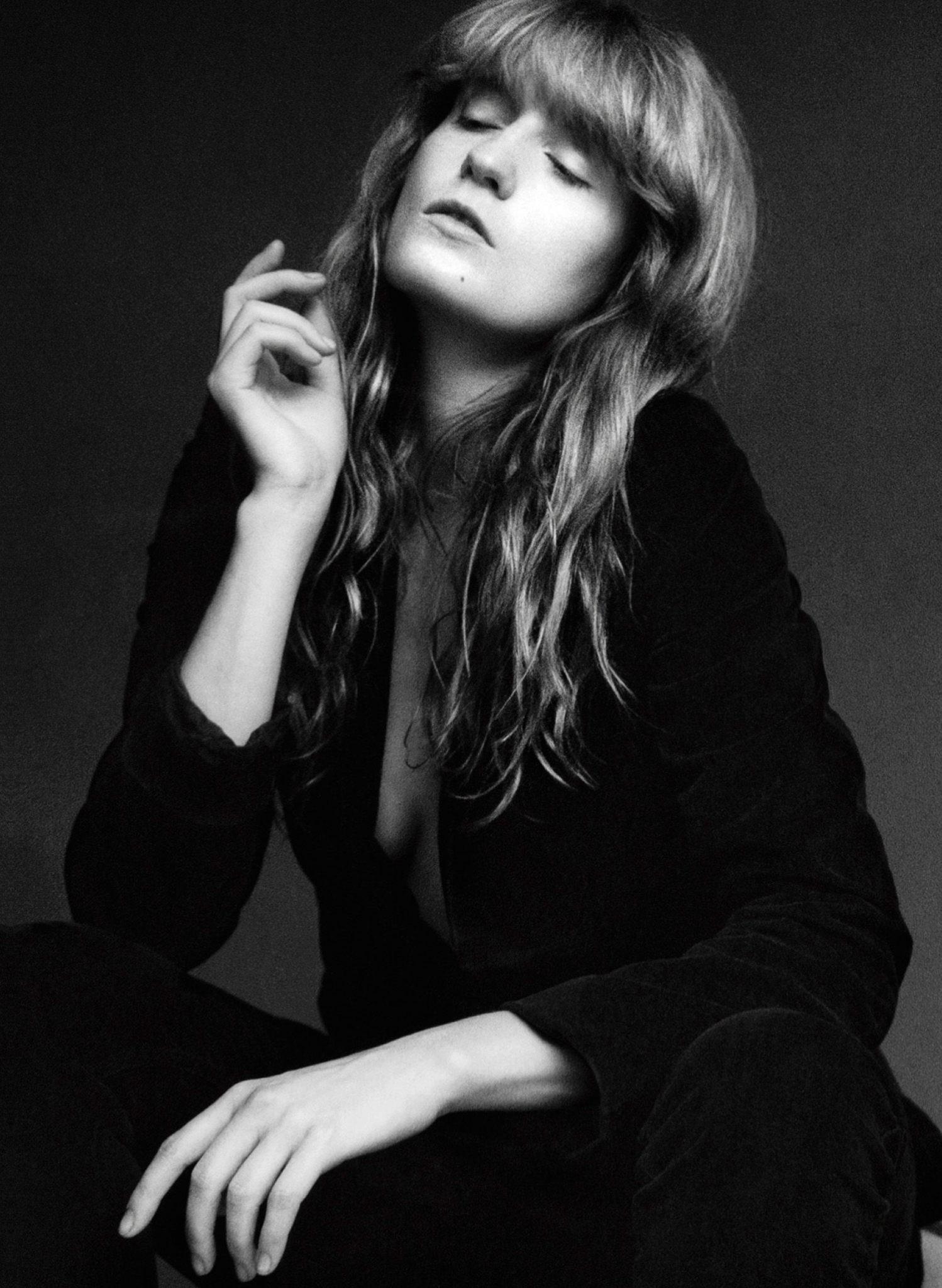 Florence Welch: Ethereal Muse | MANCODE