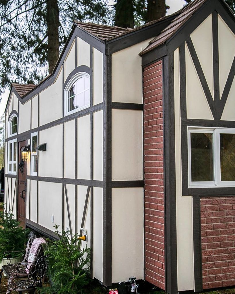 Tiny Big Living | MANCODE