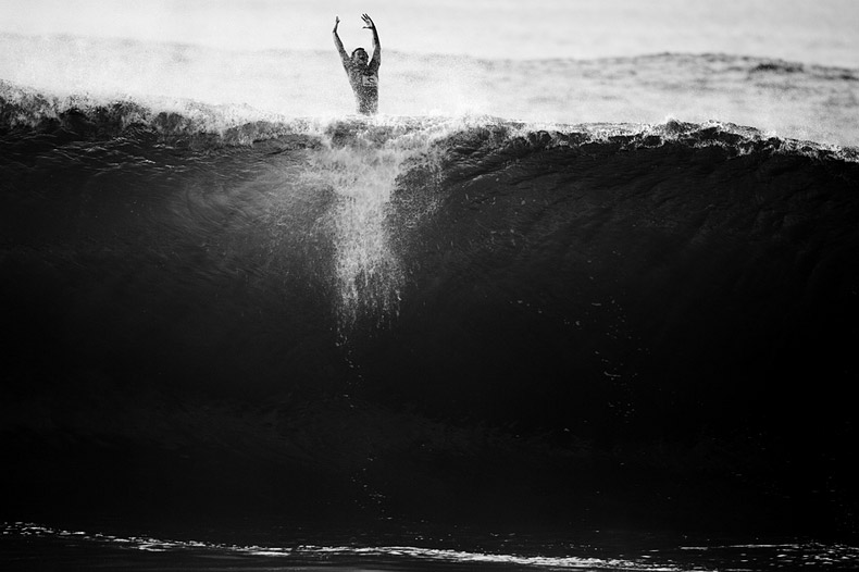 The Surfing Clicks | MANCODE