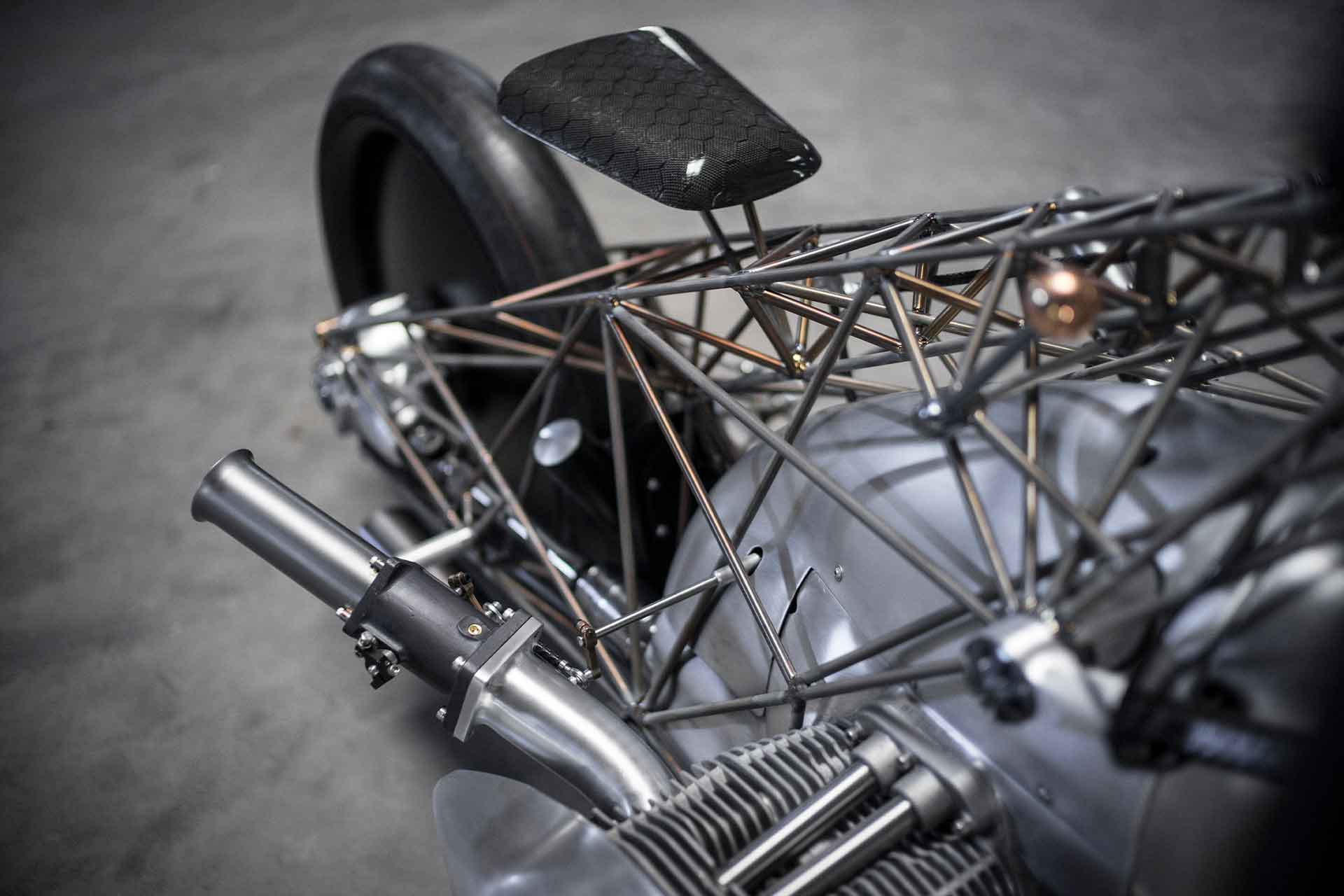 Inspiration from classic racers | MANCODE STYLE