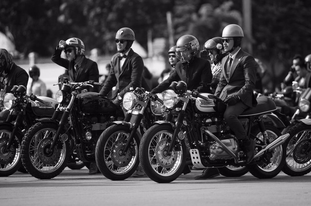 Α ride with a nice suit | MANCODE STYLE