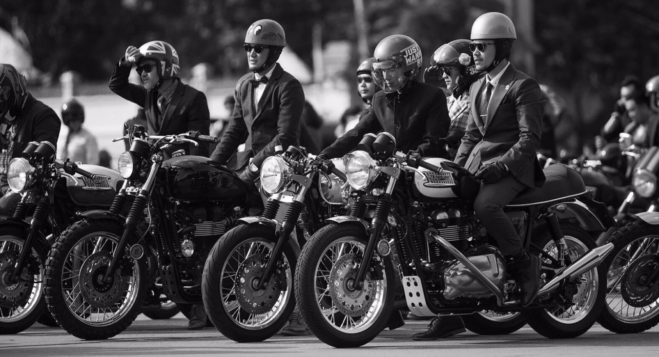 Α ride with a nice suit | MANCODE STYLE