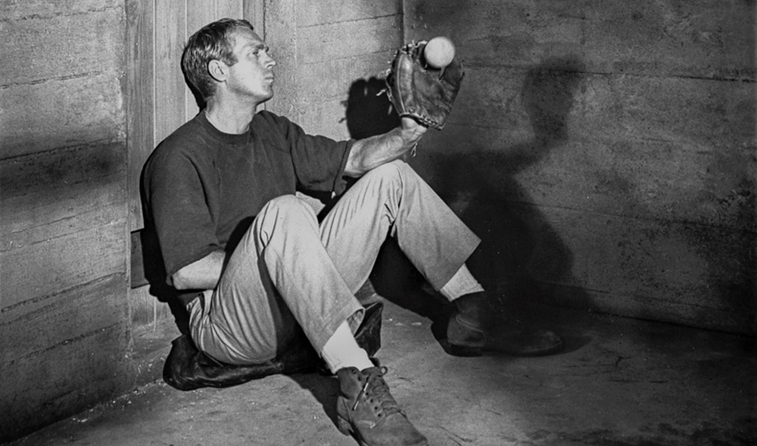 Της φυλακής τα σίδερα | MANCODE STYLE