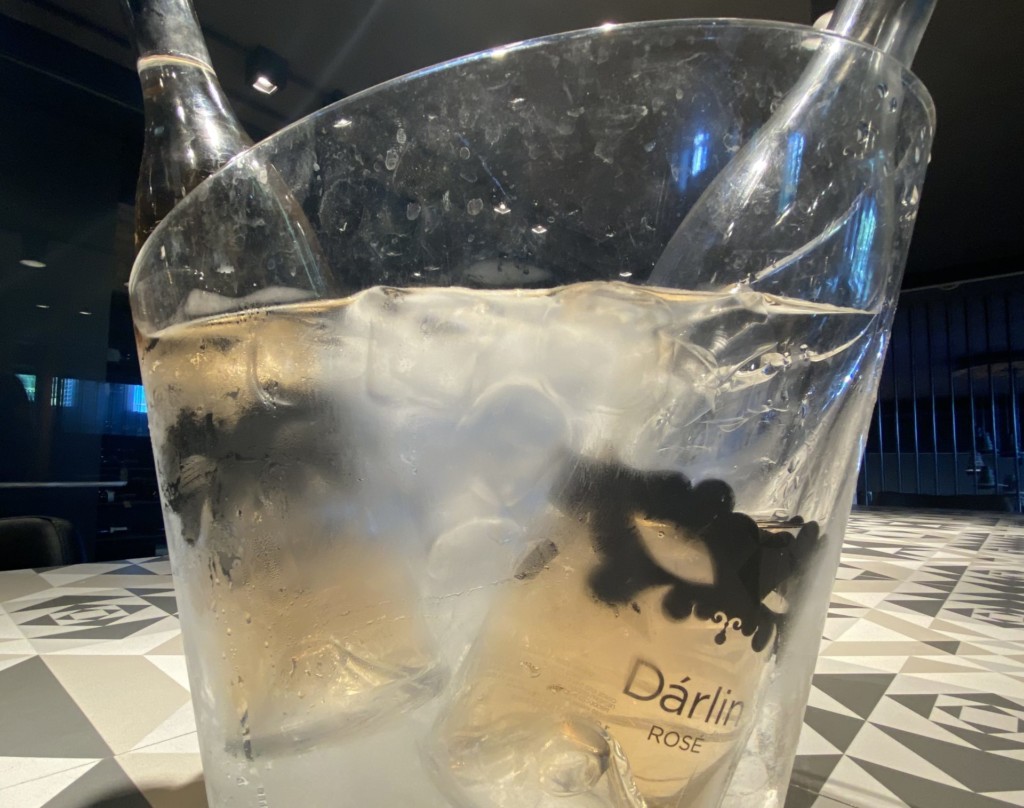 We love Dárlin ROSÉ | MANCODE STYLE