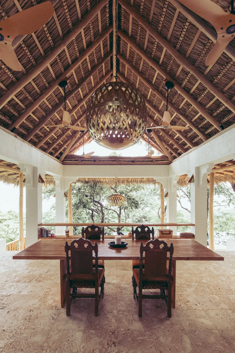 A ranch house in the tropical forest of Costa Rica | MANCODE STYLE