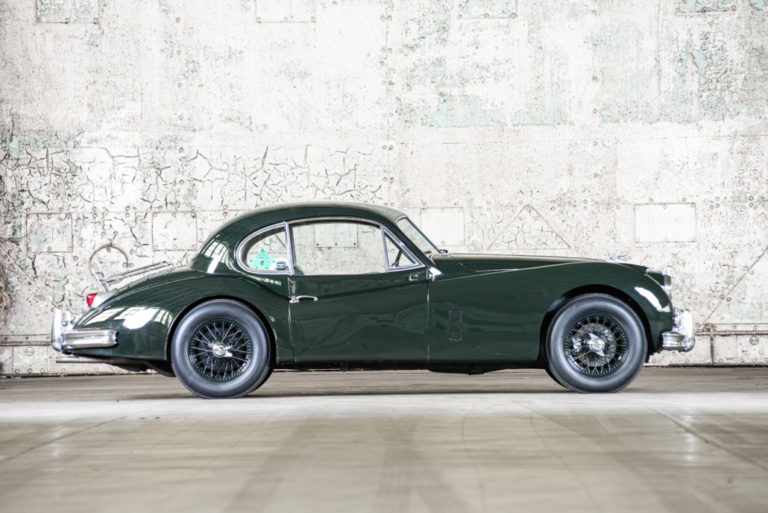 Iconic Curves | MANCODE STYLE