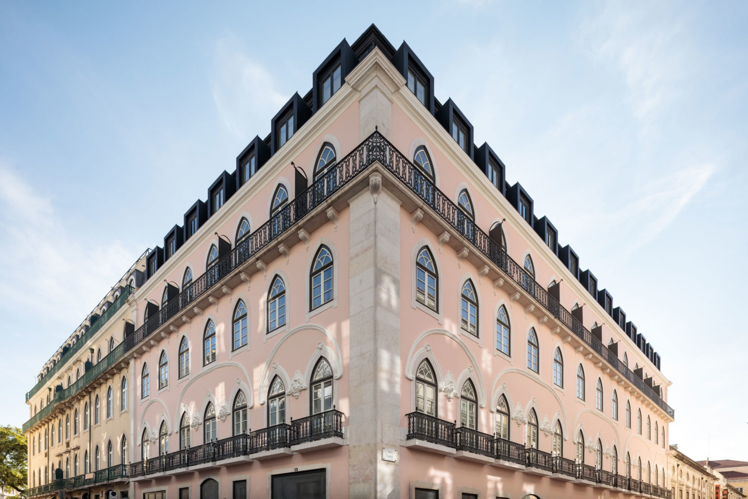 The new "Ivens" hotel in Lisbon | MANCODE STYLE