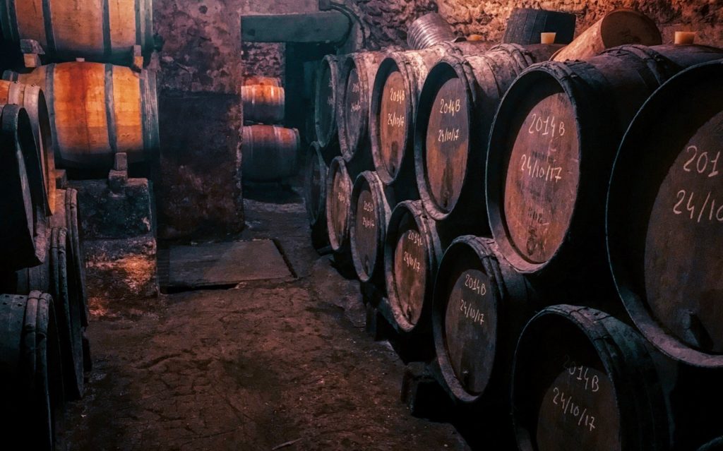 Code:Wine | Ένα θρυλικό κρασί από την περιοχή Châteauneuf-du-Pape | MANCODE STYLE