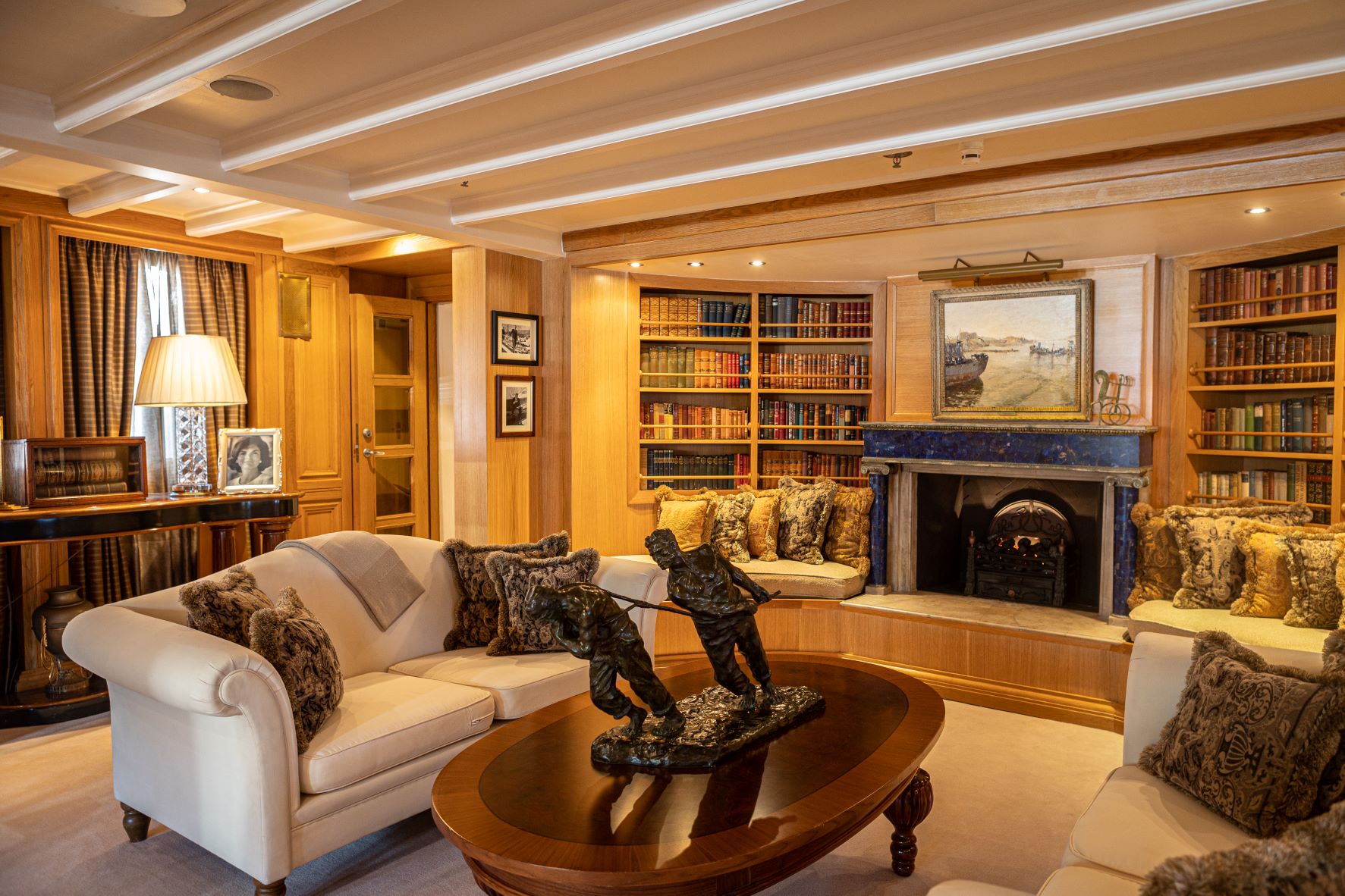 Exclusive photos! CHRISTINA O-The legend | MANCODE STYLE