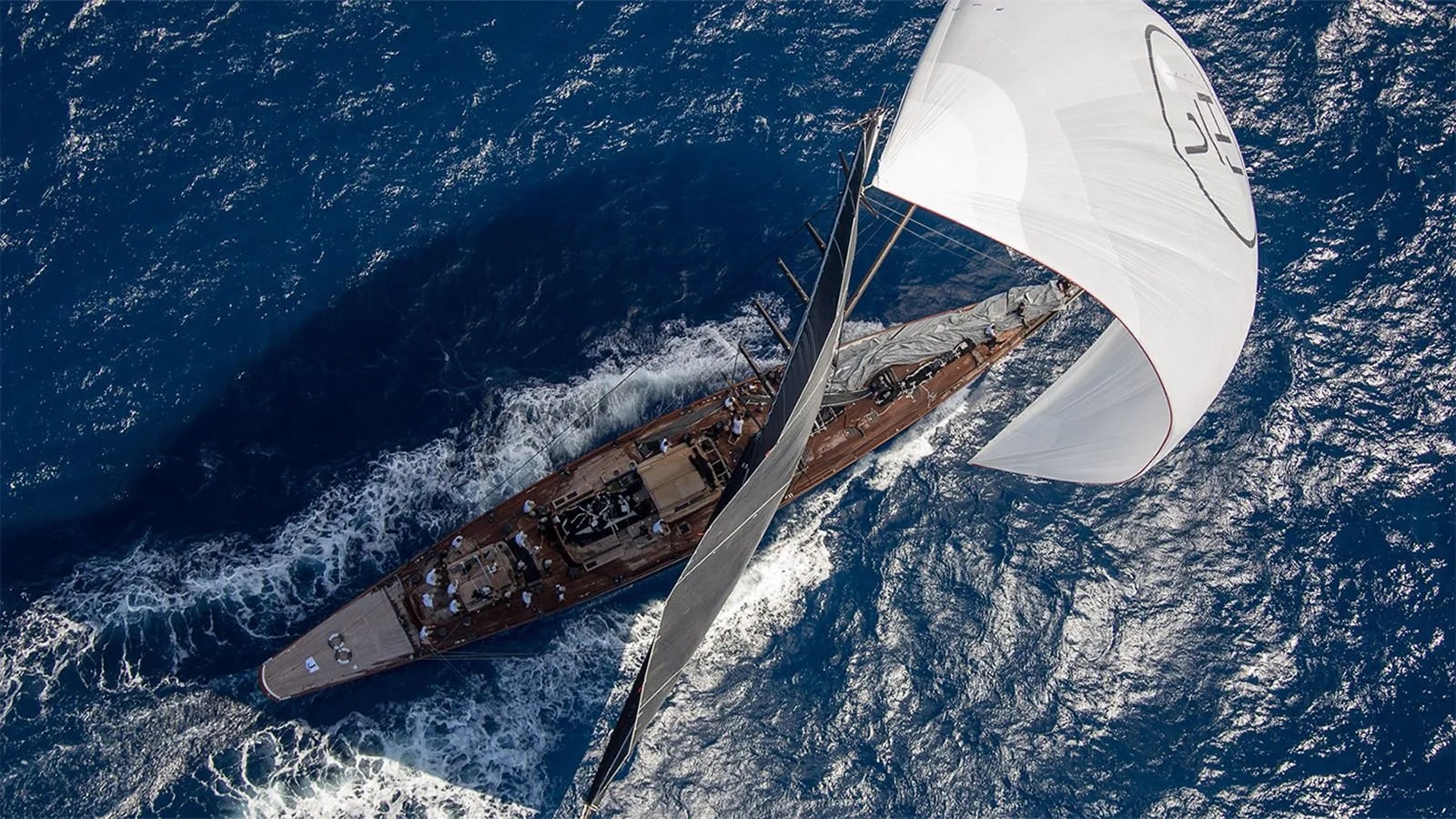 Lionheart sailing | MANCODE STYLE