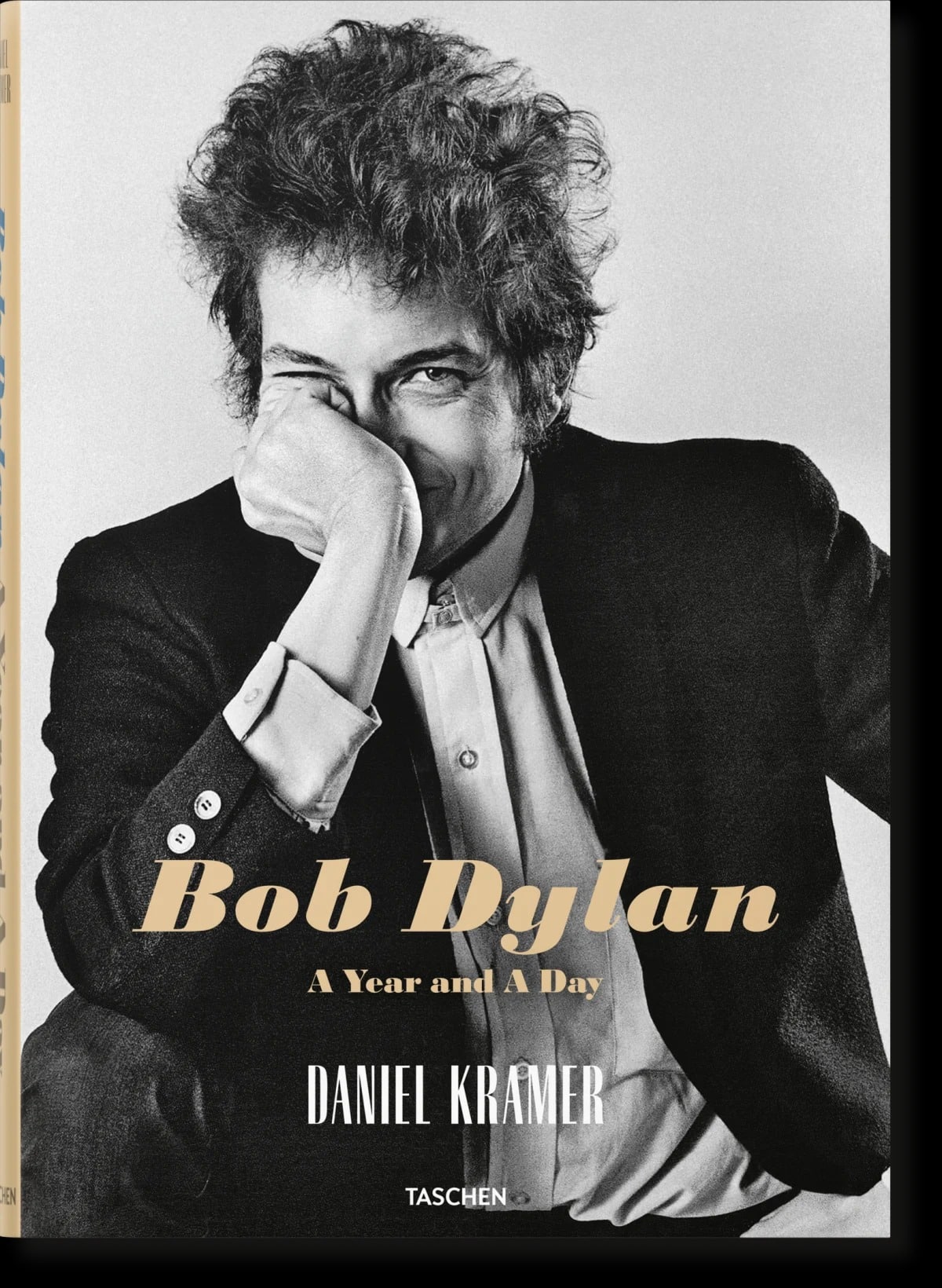 Bob Dylan: A Year and a Day | MANCODE STYLE