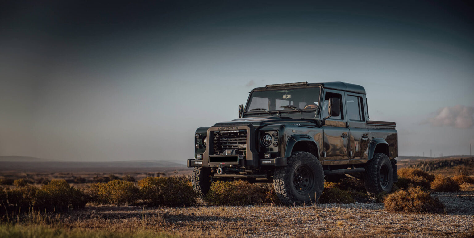 British Racing Green Land Rover Defender 110 | MANCODE STYLE