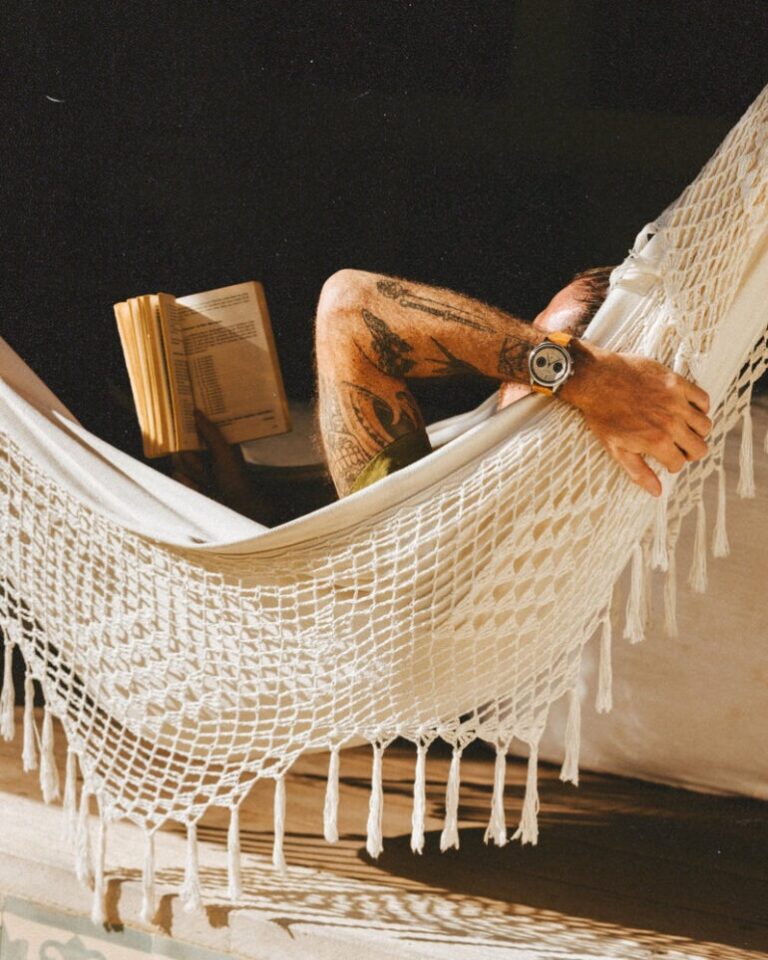 The AV86 1934 Multichron: A Timeless Companion | MANCODE STYLE